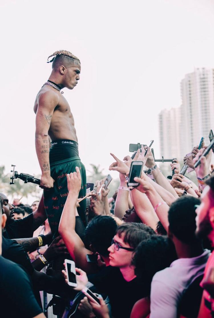 Rap界损失惨重!天才xxxtentacion离世,抖音神曲《sofia》就出自他手 周到上海